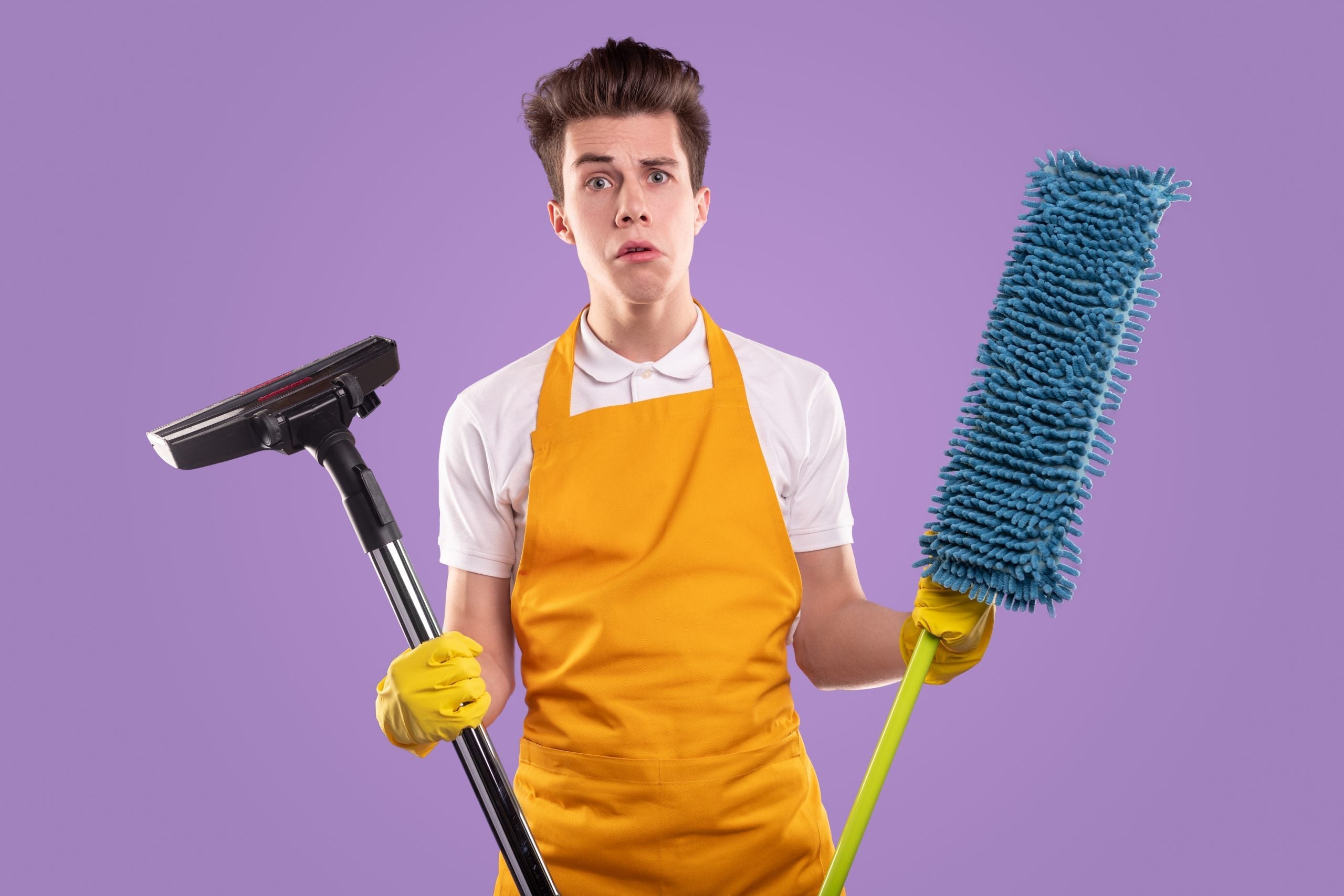 Dry Mops vs. Wet Mops: Choosing the Right Tool for Your Cleaning Needs